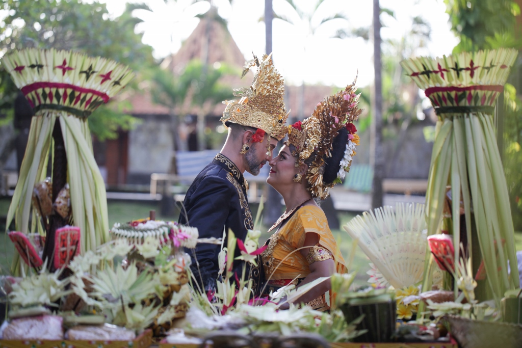 Traditional Balinese Blessing Ceremony | Happy Bali Wedding | Bridestory