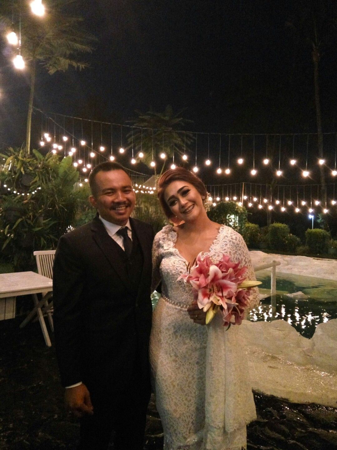 Private Wedding Outdoors Nigge And Dhanisa Rumah Putih Bogor Bridestory