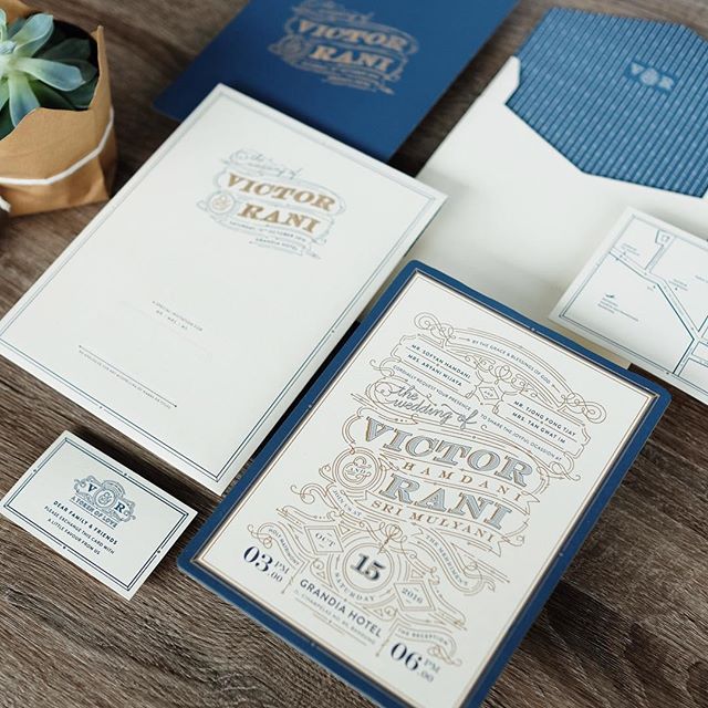 A unique modern approach to retro style invitation by Tapestry ...