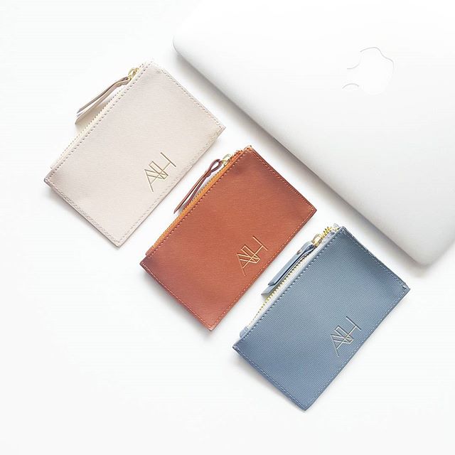 Card & Coin Holder by Le'kado | Bridestory.com