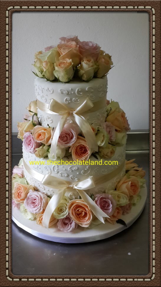 Bali wedding cake with flower, Wedding Cake Bali | The Chocolate Land ...