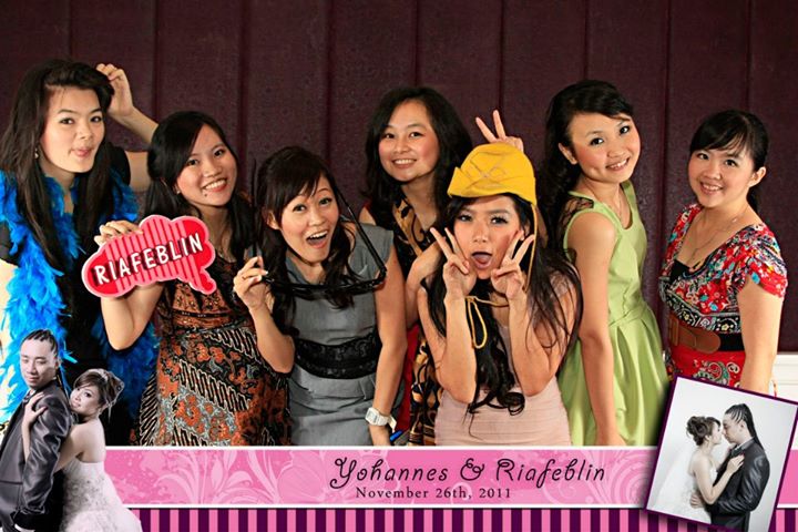 Wedding - Yohanes & Ria by Caderie Photobooth | Bridestory.com