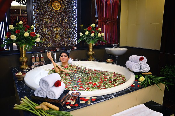 Wedding treatments-mandi bunga by TAMAN SARI ROYAL HERITAGE SPA KELAPA ...