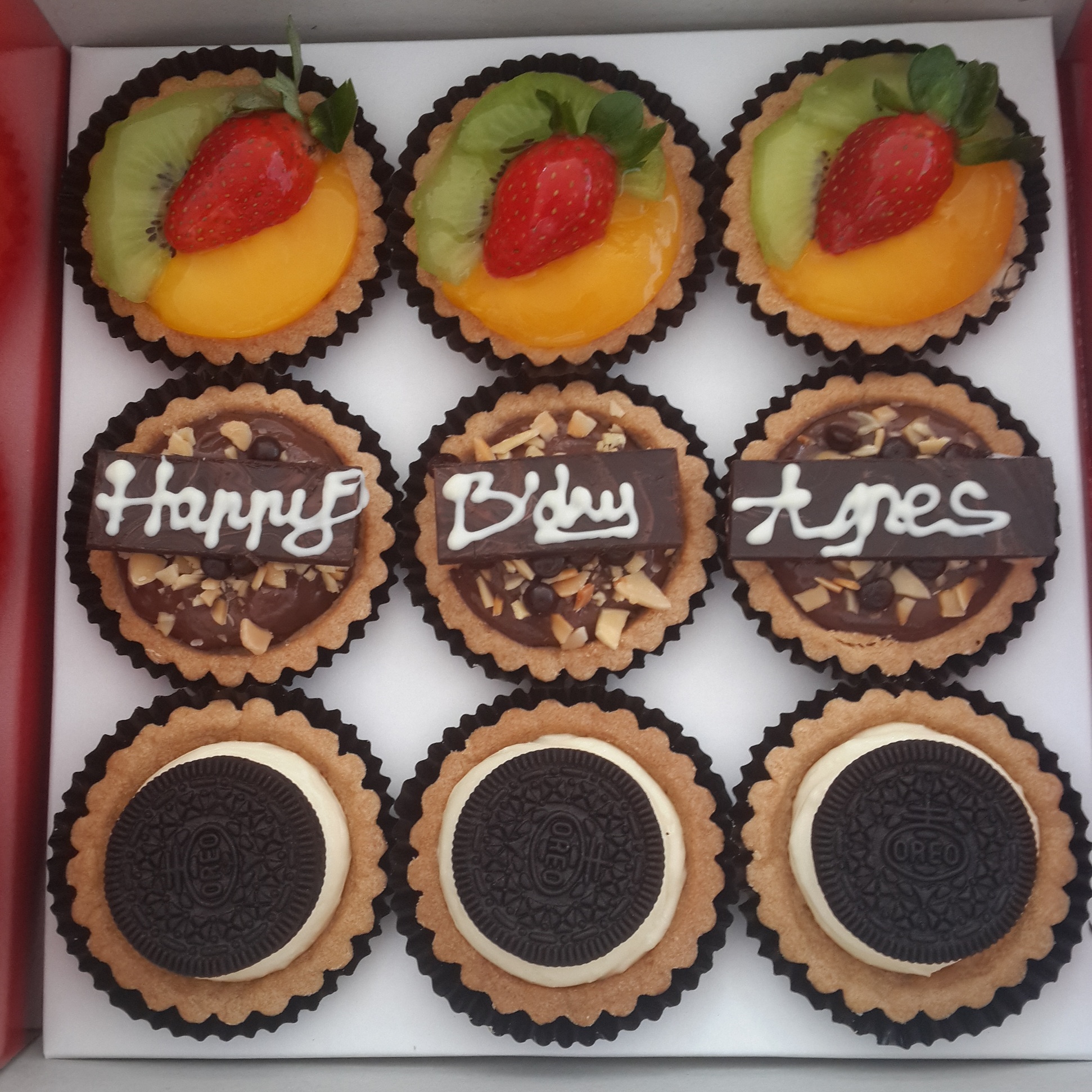 Assorted Mini Pie by 391 HomeMade Fruit Pie | Bridestory.com