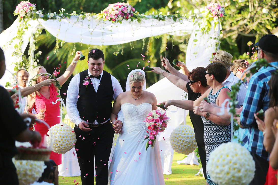 Dylan & Devon Baxter | Sun Island Bali | Bridestory