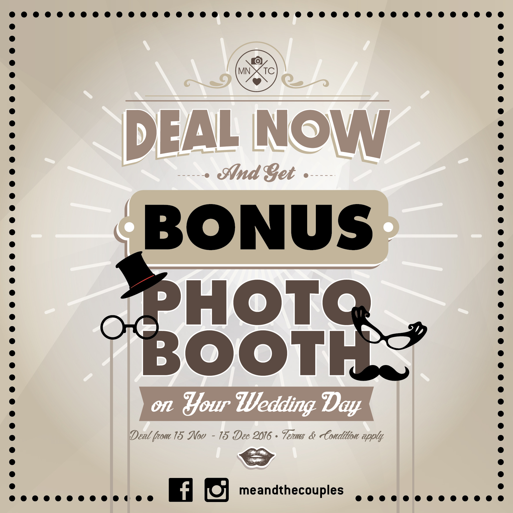 BONUS PHOTO BOOTH by MeandTheCouples Photography | Bridestory.com