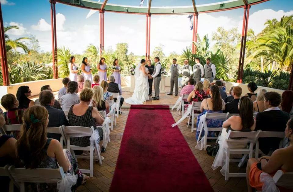 Sara And Luke Wedding