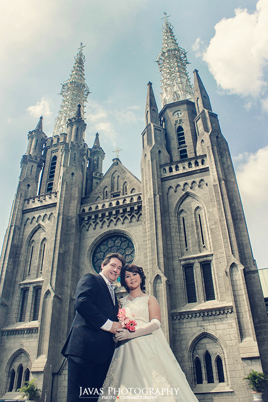Pre Wedding Ratna + Dempsey by Javas | Bridestory.com