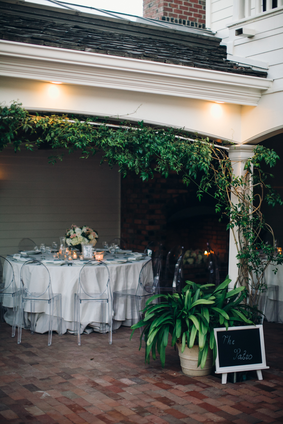 10 Easy Ways to Get Married at Home - Bridestory Blog