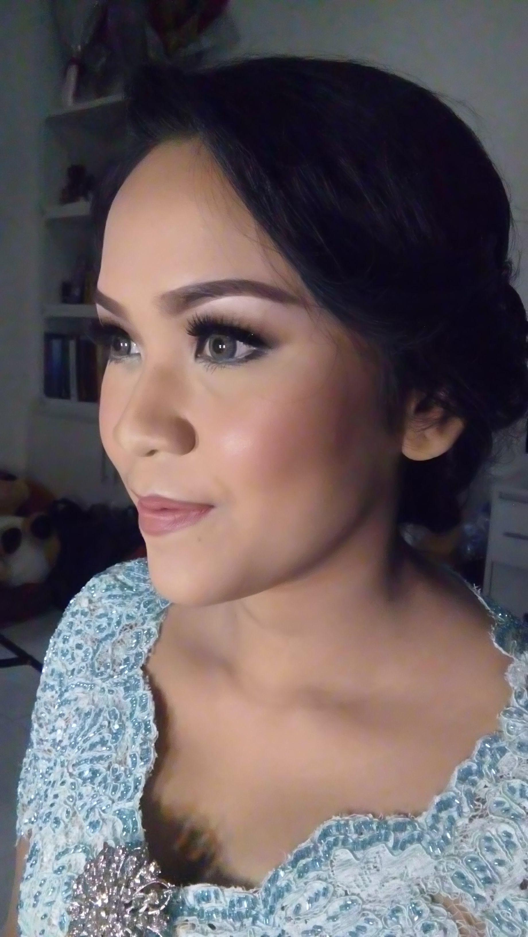 Prewed & Party Make Up by Ati Make up & Hair do | Bridestory.com