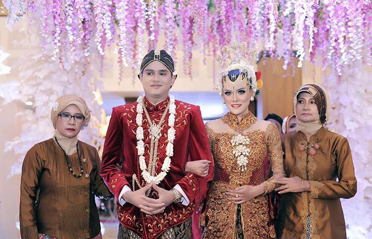 Dr Dina wedding by Ivory.Studio | Bridestory.com